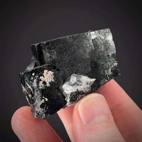 Bixbyite Rare25 040 Wessels Mine South Africa Mineral Specimen