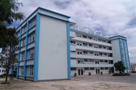 楚雄师范学院附属中学