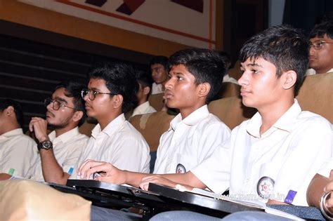 Alumni Interaction Why Bits Pilani Is Worth It By Dhyanbhai 6 Atmiya Vidya Mandir