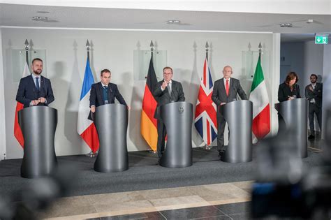 Міністри оборони пяти країн Європи обговорили підтримку України на тлі приходу Трампа