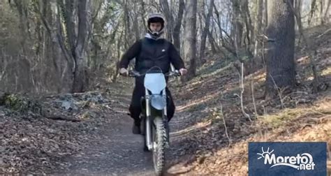 Младежи на кросови мотори в Природен парк „Златни пясъци“ Ще бъдат ли взети мерки