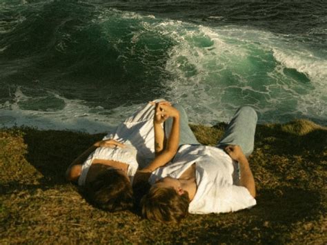 ზოდიაქოს 5 ნიშანი რომლებმაც დიდი სიყვარული იციან