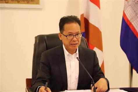 រដ្ឋមន្រ្តីបរិស្ថាន