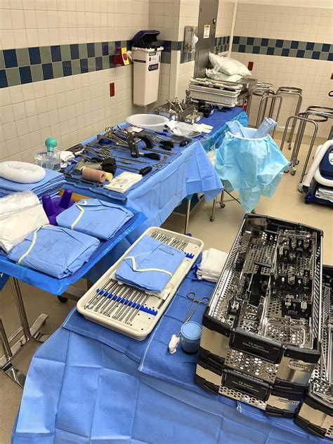 Im Nailing Of Tibia Mayo Stand And Back Table Setup Cstsetup