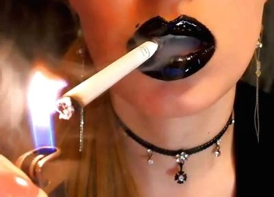 Post Smokinglipstick Tumblr Com Tumbex