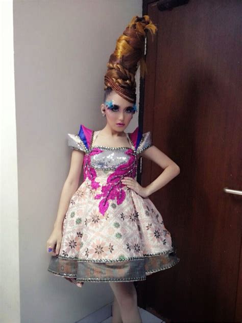 Model Rambut Ayu Ting Ting Terbaru