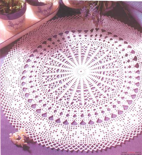 Как связать крючком простую салфетку подробно рассказано в нашем мастер классе с фото и схемами