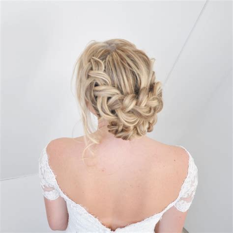 Messy Bun Wedding Hairstyles