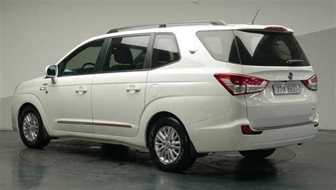 코란도 투리스모 11인승 중고차 매매 중고 시세 2013년 12월식 판매 가격 한국 중고차