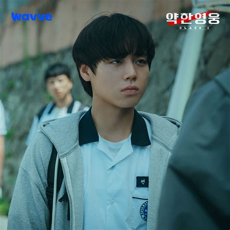 “weak Hero Class 1” Previews The Thrilling Tension Between Park Ji Hoon Choi Hyun Wook Shin “weak Hero Class 1” Previews The Thrilling Tension Between Park Ji Hoon Choi Hyun Wook Shin