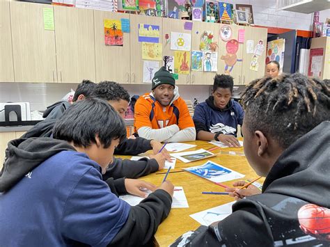 Denver Broncos Foundation And Comcast Team Up To Tackle The Digital