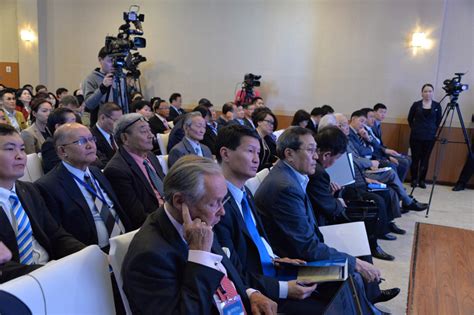 “Үндсэн хууль ба зөвлөлдөх ардчилал” сэдэвт онол практикийн бага хуралд оролцов Нямжавын БАТБАЯР