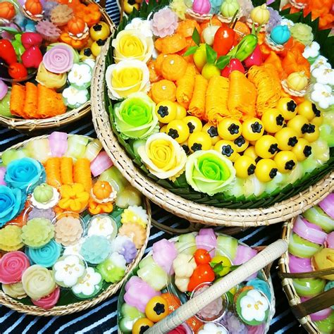 สวัสดีวันศุกร์ 🤗🤗 ชุดของฝาก ขนมมงคลรวม ดีต่อใจทั้งผู้ให้และผู้รับ ถ้านึกถึงขนมของฝาก ขนมไทยสวย