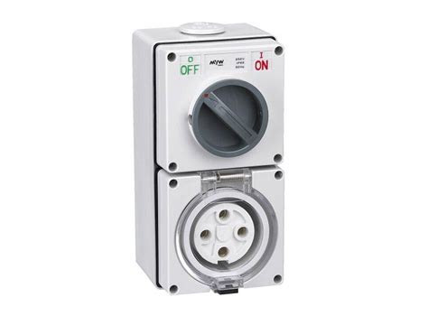 4 Pin 32a 500v Round Pin Switched Socket Combination