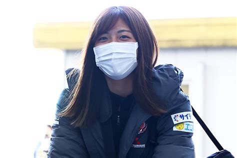 三菱重工浦和レッズレディースオフィシャル On Twitter 🚌チームバスが到着 千葉l 戦は1303キックオフ 試合情報 ️