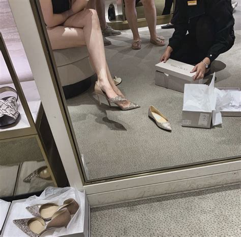 Li Ying On Twitter 鞋控 腿控 今天新买的鞋子怎么样，嘻嘻😜 Rqxxuniusc