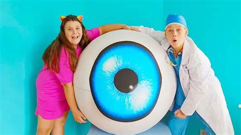 آدریانا شو جدید با داستان مراقبت از بینایی