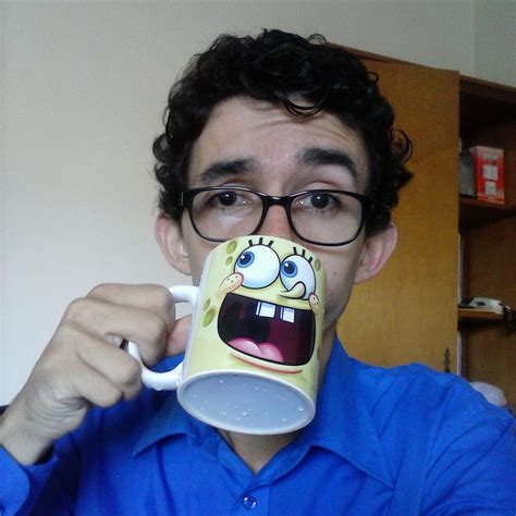 Raphael Carvalho Medium