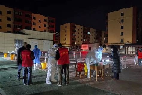 连续奋战 内蒙古包钢医院配合完成昆区两轮全员核酸检测任务 采集样本量20余万份 内蒙古包钢医院