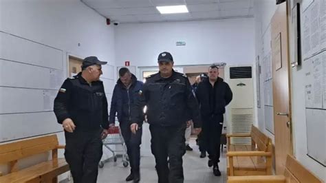 Съдът в Пловдив гледа мерките на задържаните за огромното количество контрабандни цигари Новини бг