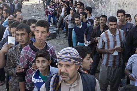 Iraqi Troops Begin Assault Deeper Into Mosul Neighborhoods
