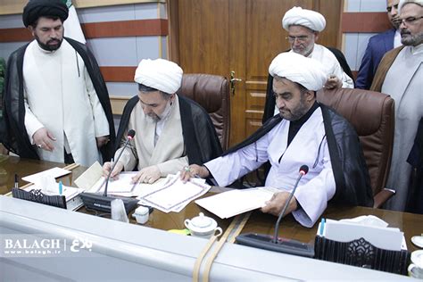 گزارش تصویری امضا تفاهم نامه دفتر تبلیغات اسلامی حوزه علمیه قم با ستاد اقامه نماز وزارت نفت بلاغ
