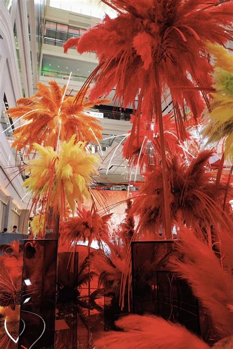 【空间营造】 武汉摩尔城 烟花一样·艺术展 小红书 花瓣网