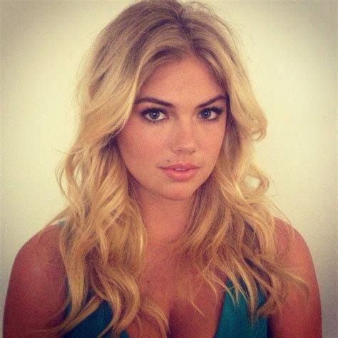 Kate Upton Beach Waveslove The Color And Style Kate Upton Hair