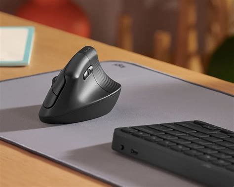 Logitech Lift The Ultimate Vertical Mouse