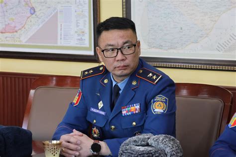 ДОРНОГОВЬ АЙМГИЙН ОНЦГОЙ БАЙДЛЫН ГАЗРЫН ДАРГААР ДЭД ХУРАНДАА И ИДЭРГАРАВ ТОМИЛОГДЛОО