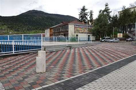 ადიგენის დაბა ადიგენში ინფრასტრუქტურის განახლების ფარგლებში რამდენიმე პროექტი ხორციელდება