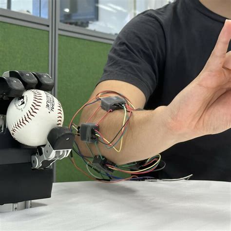 Real Time Robot Hand Teleoperation Using The Lmg Armband And Machine Download Scientific