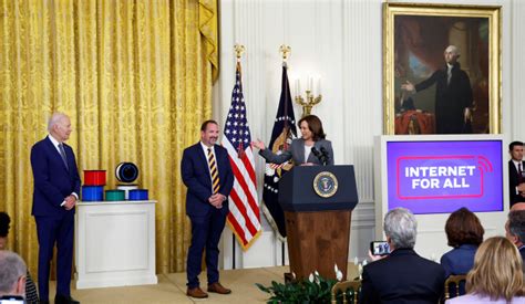 АНУ 2030 он гэхэд өндөр хурдны интернетийг бүх нийтэд хүртээмжтэй болгохын тулд 42 тэрбум ам