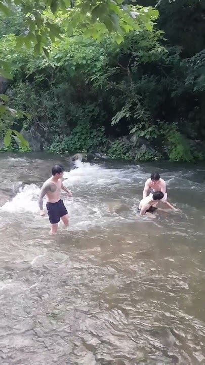 가평 연인산 계곡에서 父子물놀이 Youtube