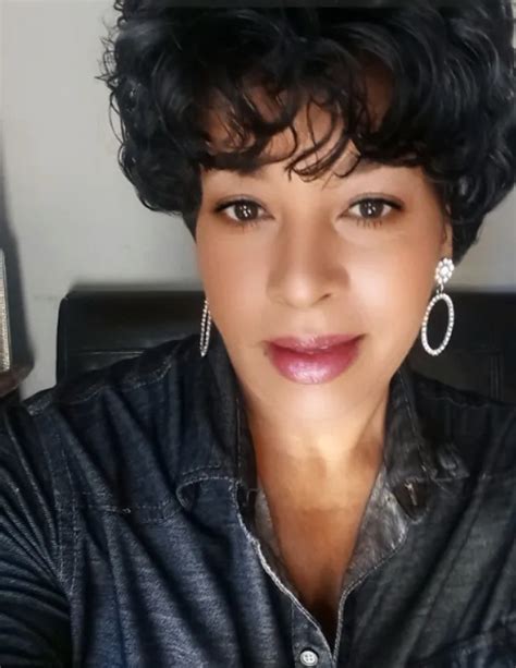 Annsavell MAXIM Cover Girl