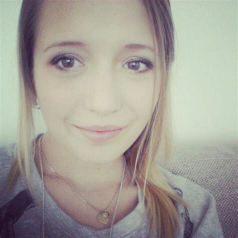 Stream Sophie Louise Borchert Music Listen To Songs Albums