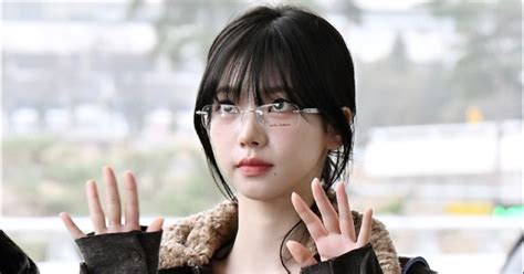 [md포토] 에스파 카리나 위에 누가 있지