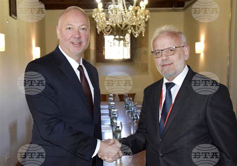 Председателят на Народното събрание Росен Желязков ще направи работно посещение в Република