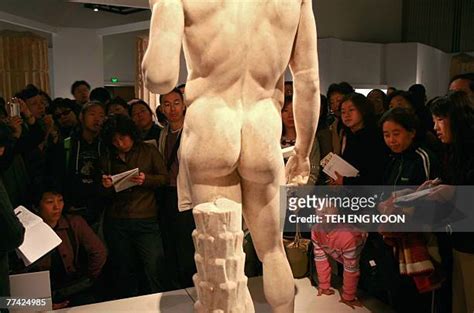God Of War Statue Fotografias E Filmes Do Acervo Getty Images
