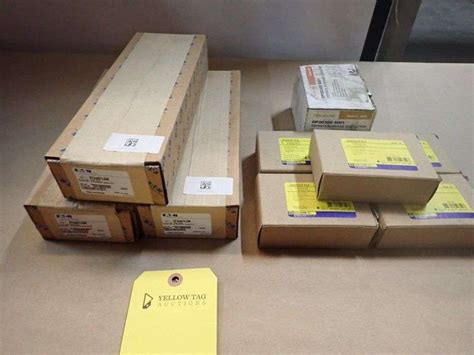 Lot Of Assorted Components Yellow Tag Auctions