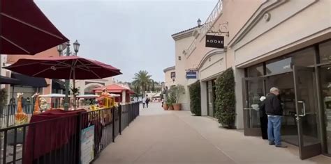 Carlsbad Premium Outlets Directory