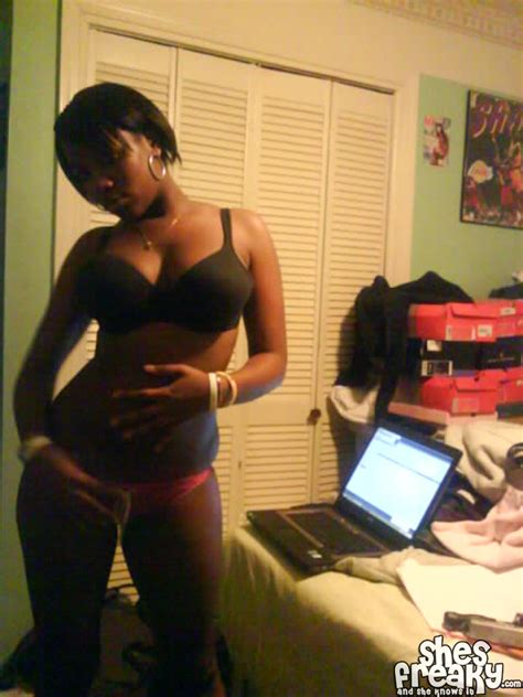 Ebony Selfshot Shesfreaky