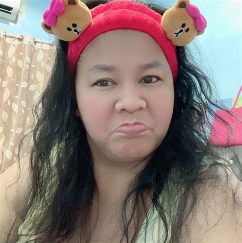 เจ๊เอ๋ เป็นผู้หญิงที่ใครๆมองว่าเก่ง แต่‼️ ความจริงแล้วป่าวเลย รู้สึกเหมือนทุกคน แค่เคยอ่อนแอ