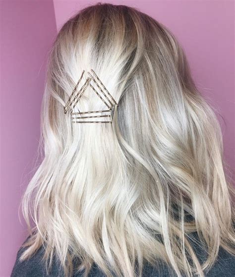 25 Ways Youve Never Thought To Wear Bobby Pins Bobby Pin Hairstyles Balayage Straight Hair