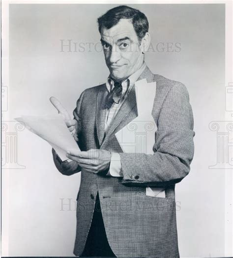 Showbiz Imagery And Forgotten History Obscure Comedian Simmy Bow