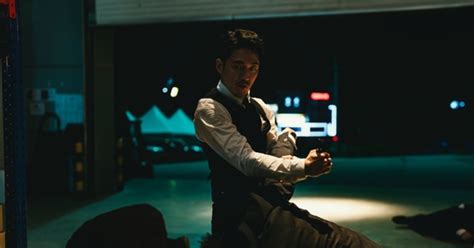 장혁 포카앨범에 담은 특별한 의미 20년 액션 노하우 새로운 소통의 시작점