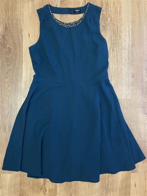 Святкова сукня — цена 60 грн в каталоге Короткие платья Купить женские вещи по доступной цене на