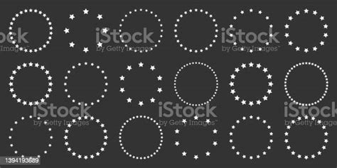 다양한 크기의 하얀 별이 원으로 배열되어 있습니다 둥근 프레임 테두리 검은 별 윤곽선 간단한 기호 디자인 요소 장식품 라인 아트 벡터 일러스트 레이 션 0명에 대한 스톡