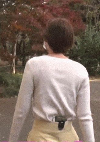 阿部華也子さんスカートペタリ後の画像