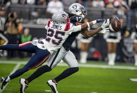 Raiders Offensive Line Rotation Puzzling Ineffective Las Vegas